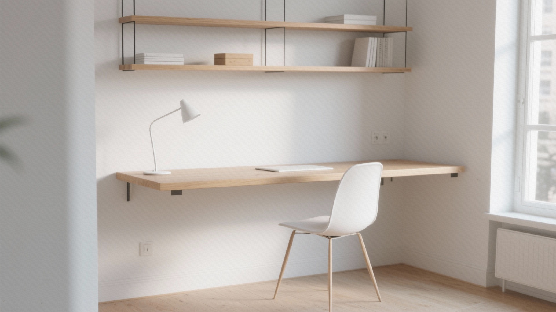 Small Office Too Cramped? 10 Desk Ideas That Add Space